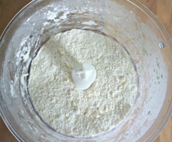 Pastry Crust: Pâte Brisée - BELGIAN FOODIE