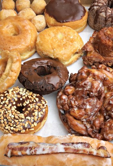 Kettle Glazed Doughnuts - Hollywood - BELGIAN FOODIE
