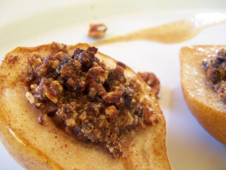 Heart-healthy Cinnamon-baked Pears - BELGIAN FOODIE